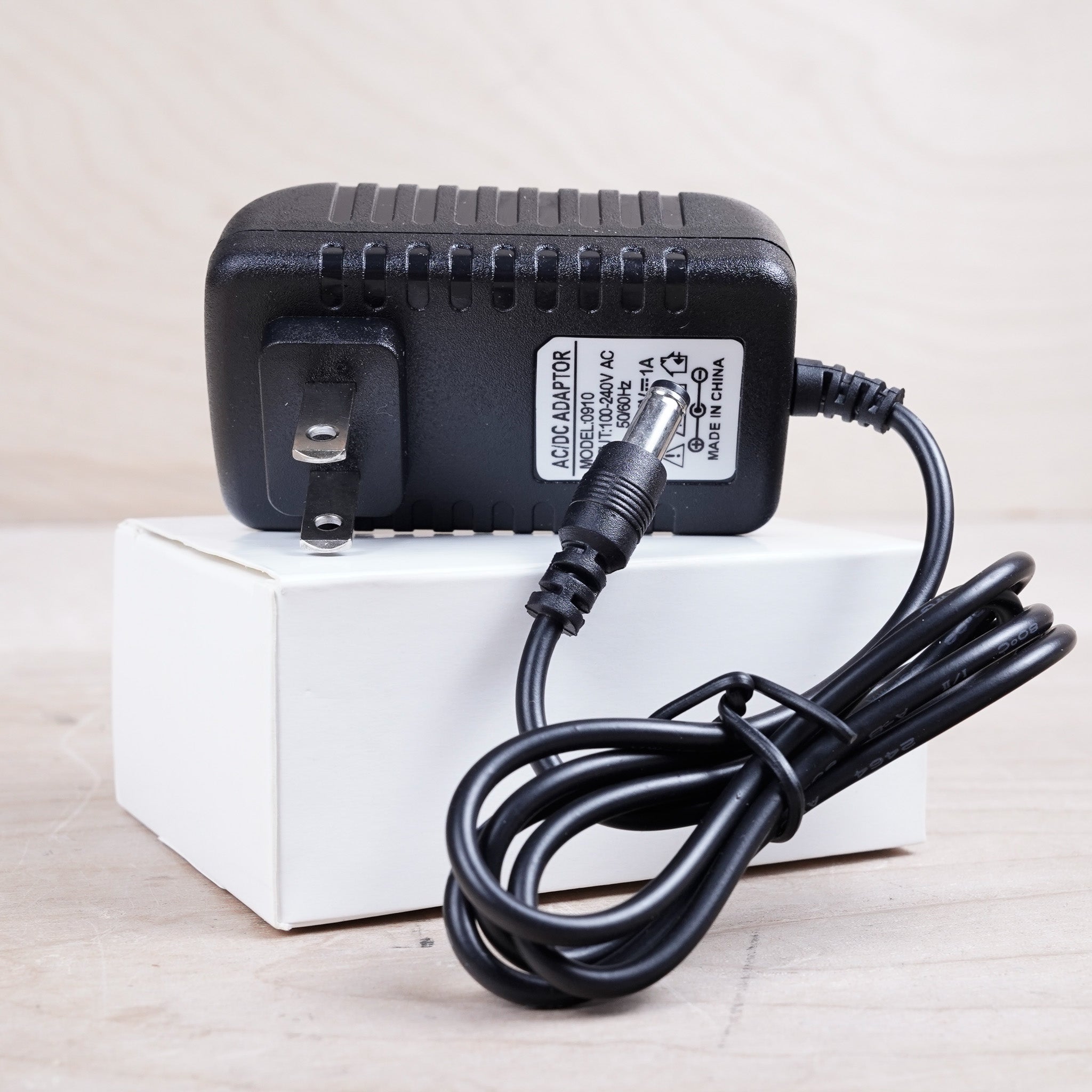 Universal 9V 1000mA Power Supply Boss PSA Compatible Boss PSA-120, Rol ...
