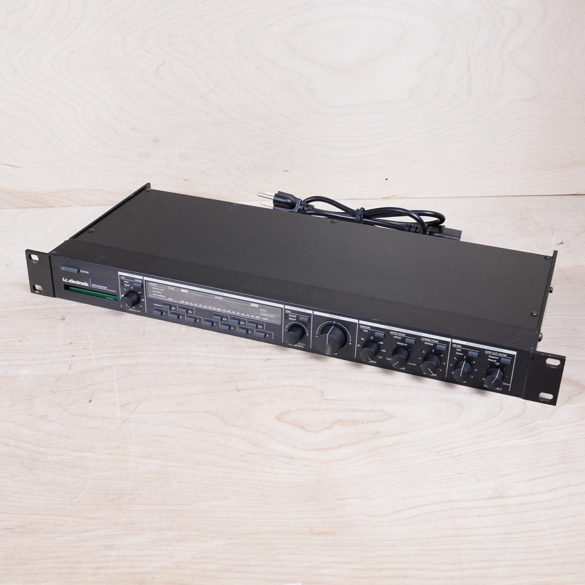 TC Electronic Intonator Rack Mount Pitch Correction and Autotune MIDI ...