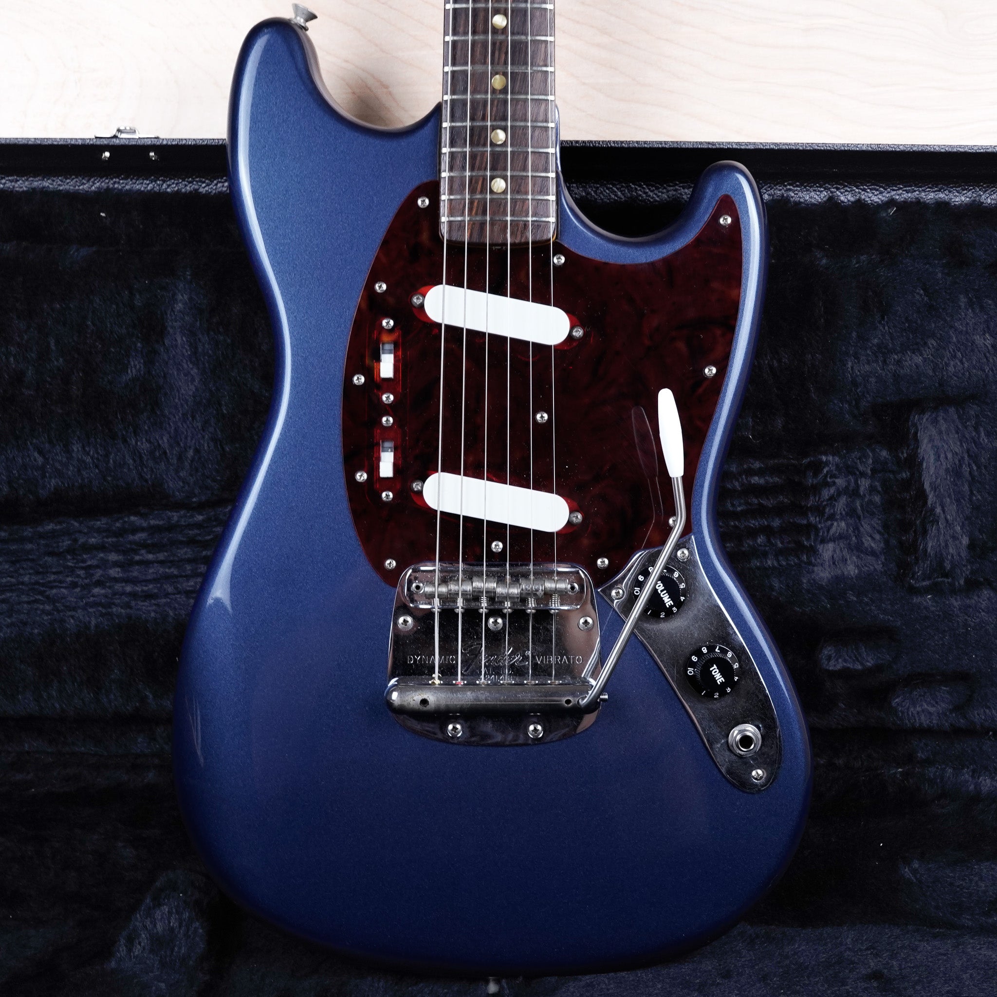 Fender Mustang 1977 Metallic Navy Blue Refinish USA Vintage w/ Hard Ca ...
